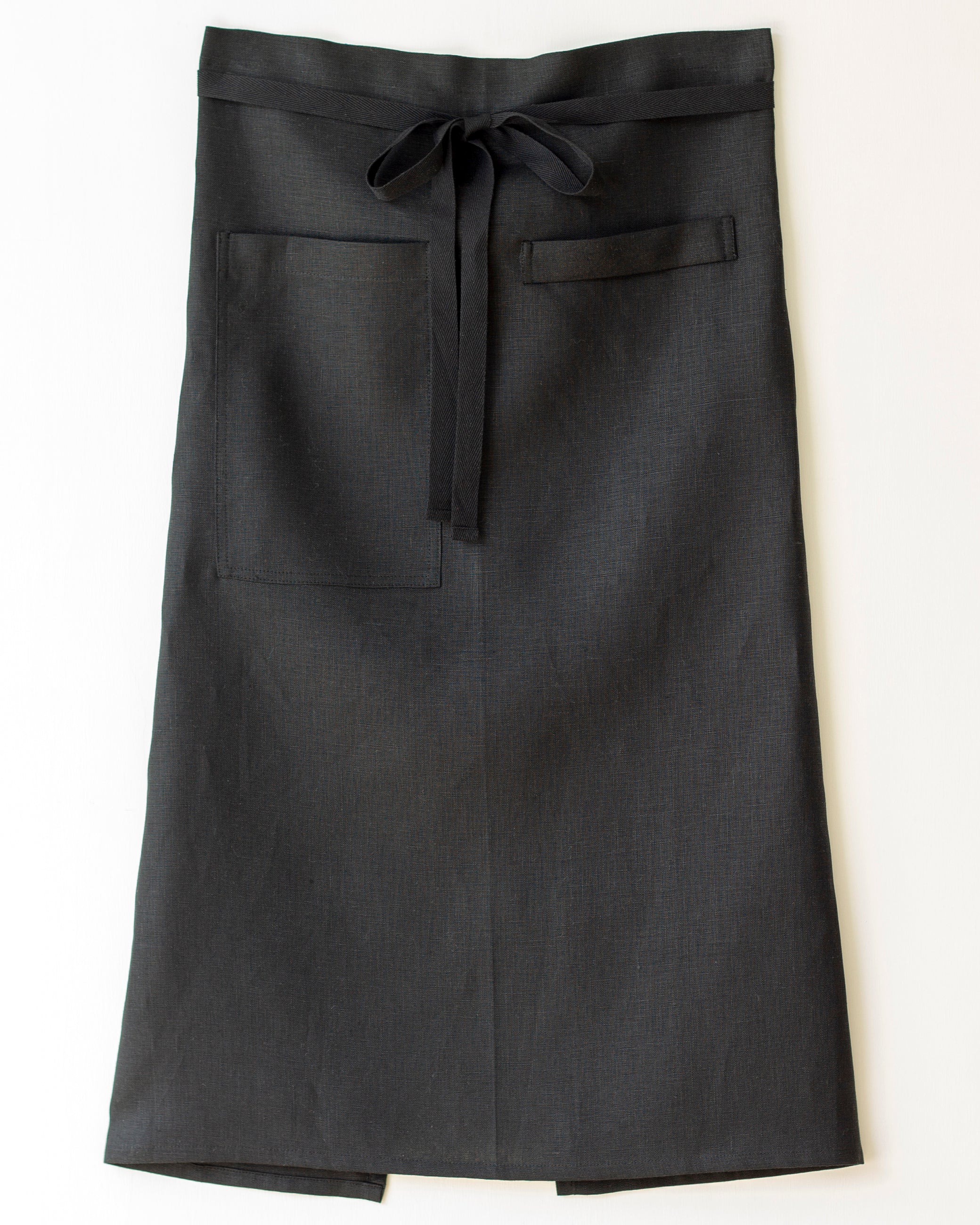 Linen Bistro Apron in Black - Made in San Francisco – Studiopatro